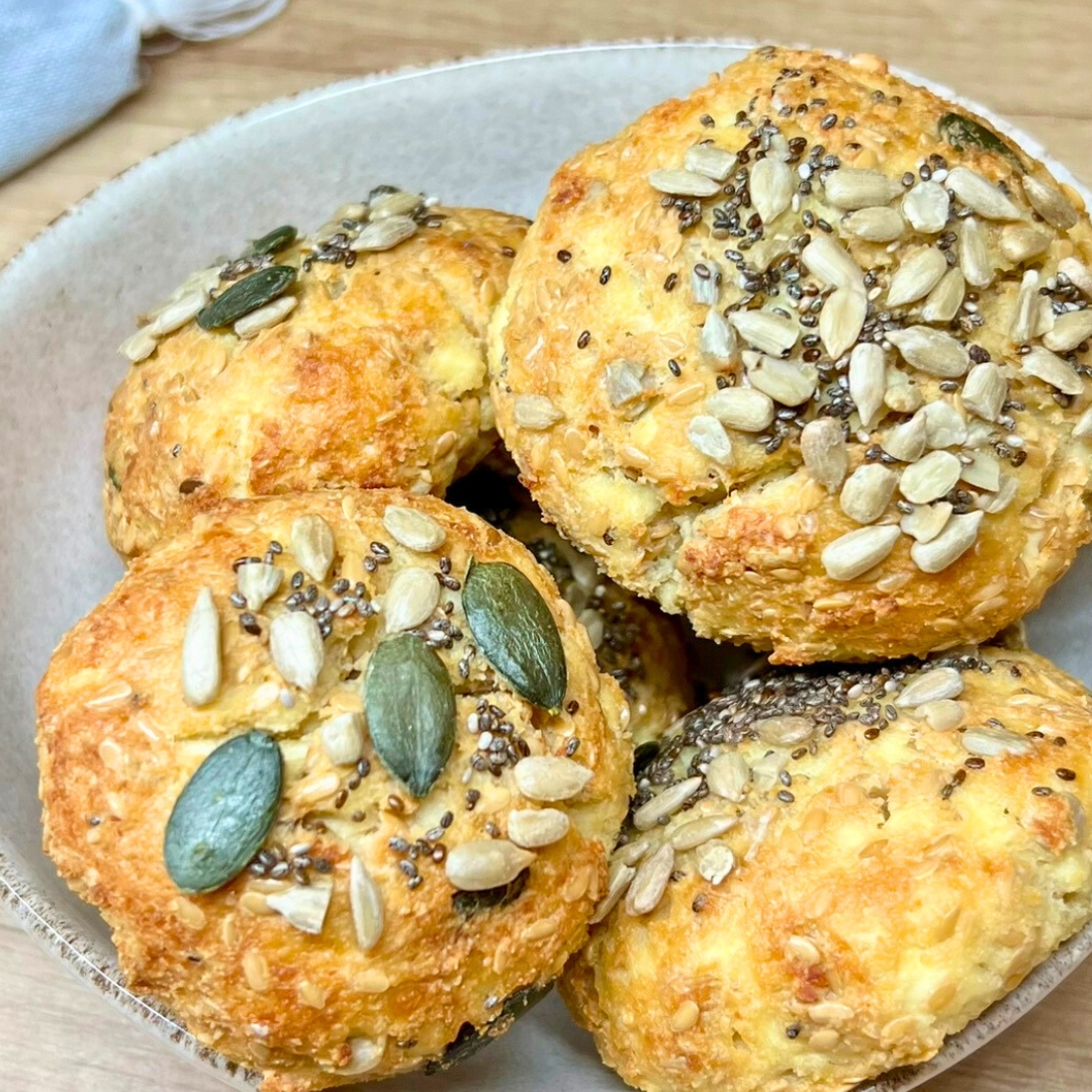 KETO BUŁKI idealne na śniadanie! Bez mąki, bez glutenu, proste w ...